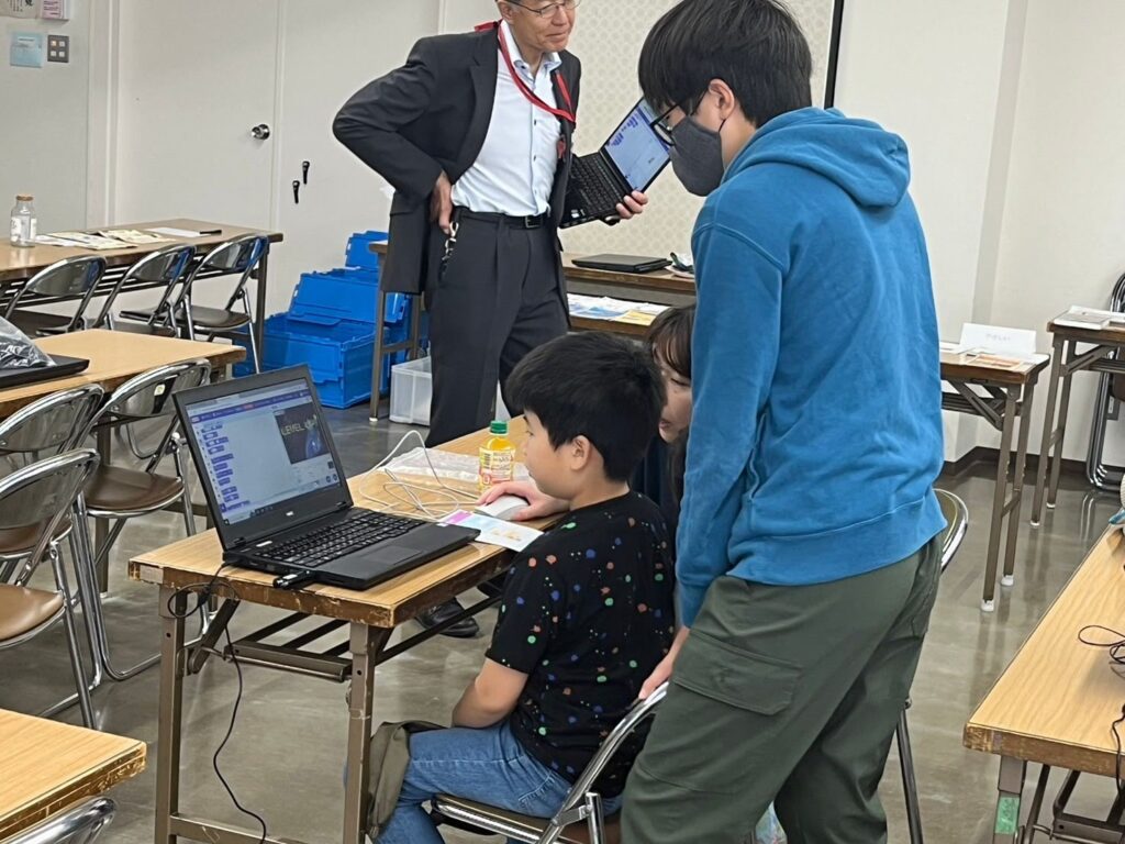 【第21回 106】子どものためのプログラミング道場「coderdojo二本松」を開催しました 子どものためのプログラミング道場 Coderdojo二本松